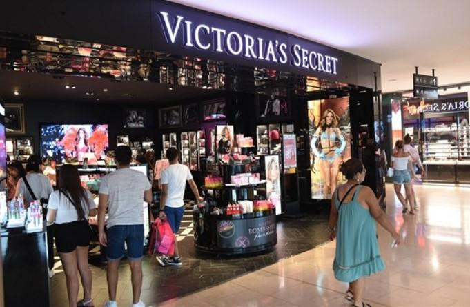 Nové prémiové značky vstupují na český trh: Victoria’s Secret a rychlá ...